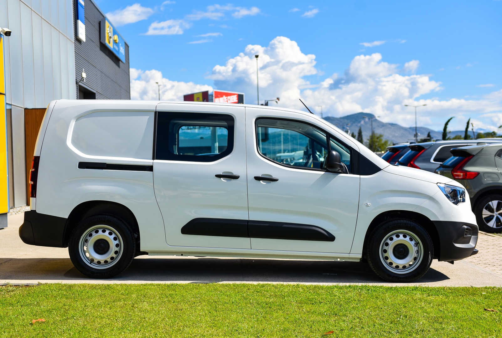 Opel NOVI OPEL COMBO CREW VAN ENJOY L2H1